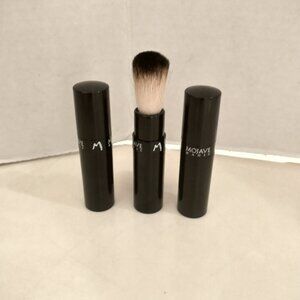 MOJAVE MAGIC | Makeup | New Mojave Magic Black Retractable Brush | Poshmark